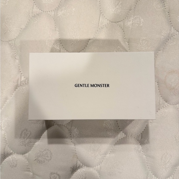 GENTLE MONSTER | Storage & Organization | Gentle Monster Gift Box ...